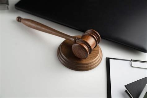 کنترل مکالمات تلفنی در قانون آیین دادرسی کیفری مجازات استراق سمع غیرقانونی در قانون مجازات