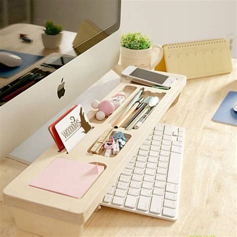 12 Tiny Things That Will Make A Big Difference For Your Desk Desk