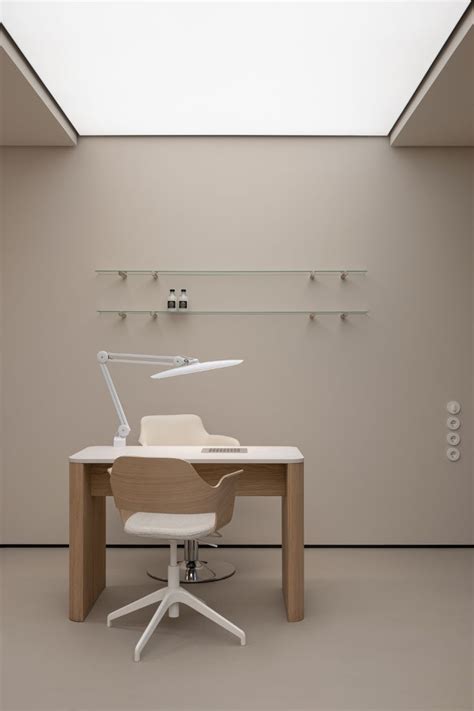 JOLLY On Behance Beauty Salon Salon Interior Minimalist Interior