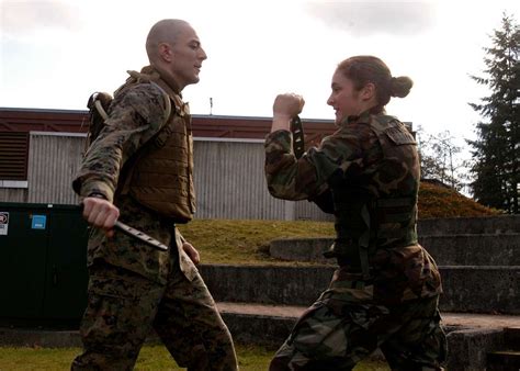 Us Navy 090218 N 9837h 002 Marine Corps Sgt Ty Drage Nd Master At Arms 3rd Class Jacquelyn