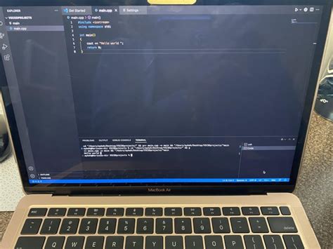 Code Runner Vs Clang Im So Confused Please See Details Please Help Im So Lost 😞 Rvscode