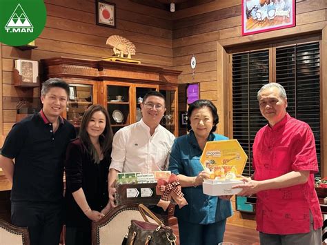 คุณคำนวณ คงศุภลักษณ์ ร่วมสร้างรายได้ให้คนอยู่ร่วมกับป่าผ่านน่านแซนด์บอกซ์ บริษัท ที แมน ฟาร์มา