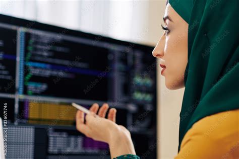 Stock Foto „confused Muslim Coder Looking At Programming Code And