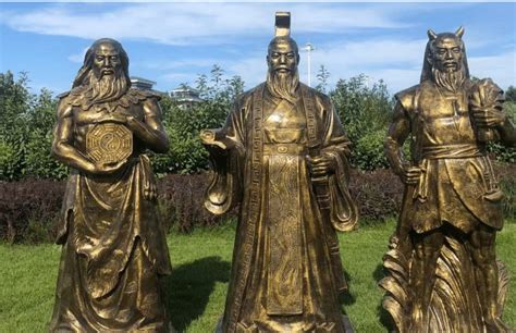 Chinese Emperor Statue Sculptures Home