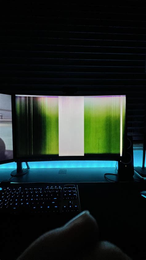 Why Does My Computer Have Lines All Over It When I Boot It Up R