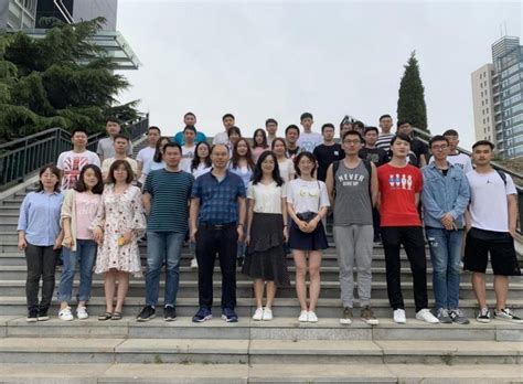 【师者如光】辽宁省首届优秀研究生导师团队：卢湖川导学团队 大连理工大学新闻网