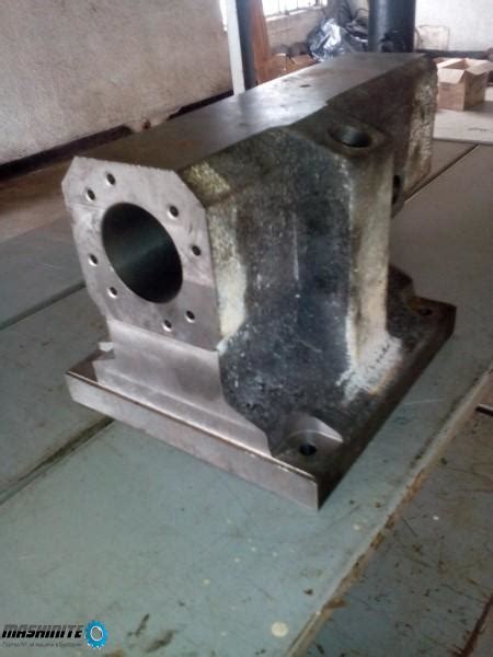 Машините - задно седло за струг