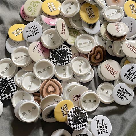 Jual Pin Tas Pin Aesthetic Pin Tas Shopee Indonesia