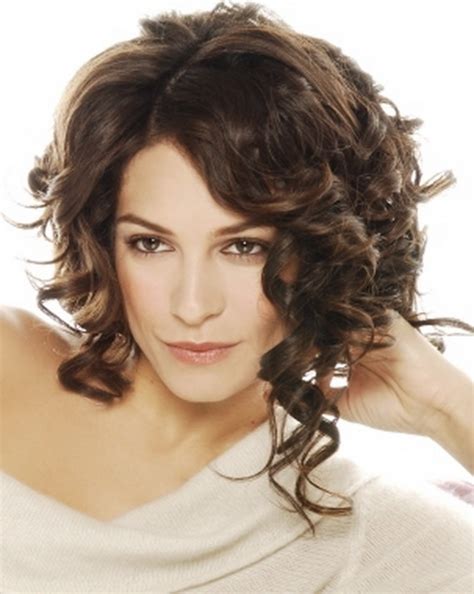 Fashion Hairstyles Curly Hairstyles 2012