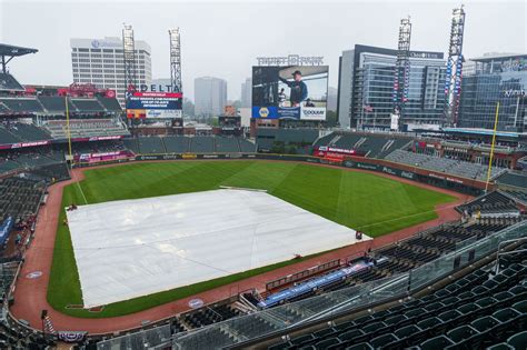 Braves Dodgers Rain Delay Updates Game Expected To Begin At 8 Pm