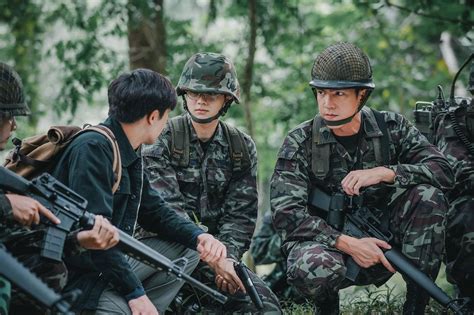 ขวัญฤทัย Ep 12 ฉัตรเกล้า พลาดท่าเจ็บหนัก โดนแก๊งค้ายาซ้อนแผนตลบหลัง