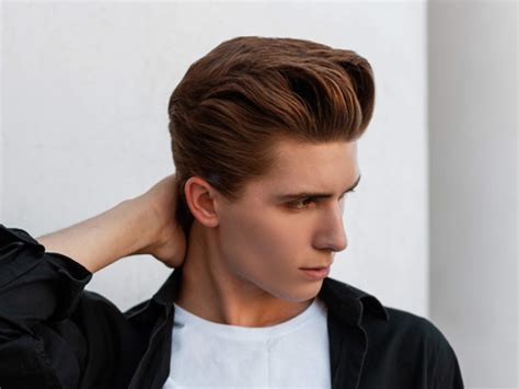 2022 Male Model Hairstyle