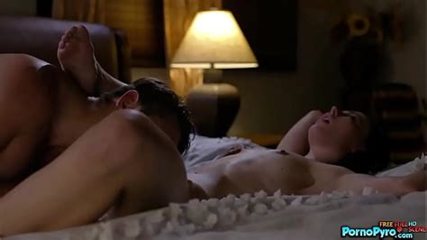 Dante Colle Fingers His Sisters Bald Pussy Whitney Wright In Bed