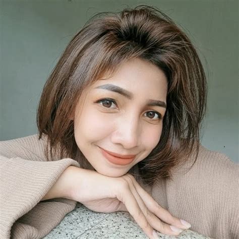 Ayu Kayu11 On Threads