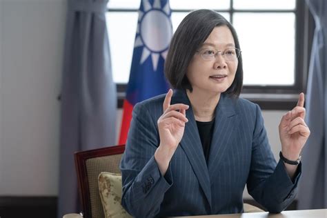 Tsai Ing Wen Has To Put Health Of Taiwanese First Not Her Political Ambitions South China