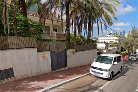 Вазият оғир