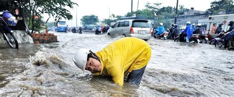 is ho chi minh city sinking
