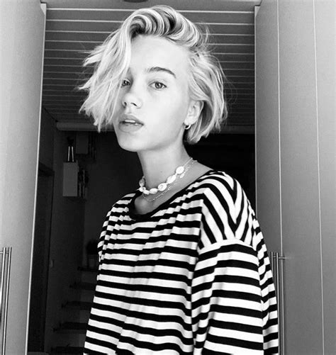 Pin Von Blue Auf Lena Mantler Haarschnitt Kurz Haarschnitt