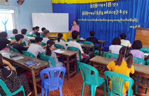 သရက်၌ အလယ်တန်းဆင့် အထက်တန်းဆင့် ကျောင်းသား ကျောင်းသူများအား စာစီစာကုံး ရေးသားနည်း သင်တန်း