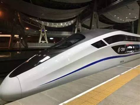 crh2e纵向卧铺 r2e动卧 r2e 大山谷图库