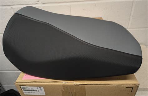 Bmw R1300gsa High Comfort Heated Seat Front Riders 52538829433 1300gs