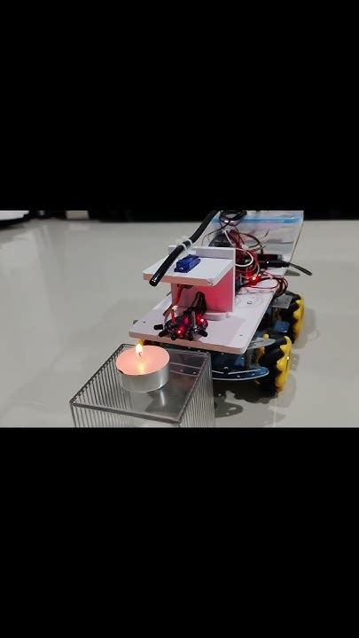 หุ่นยนต์ดับเพลิง สามารถดับเพลิงไหม้และตรวจจับหาเพลิงไหม้ได้ Arduino