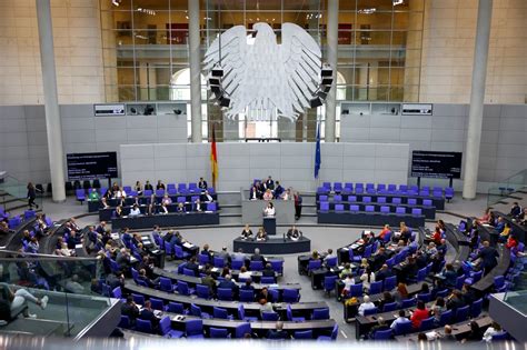 В Германии призвали сделать решительные шаги в отношении России и Украины политика ФРГ была