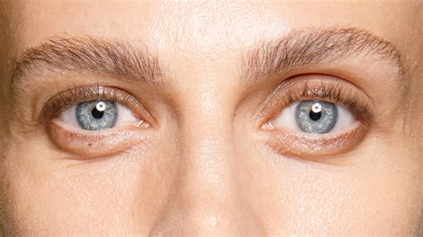 Cosmétiques Les Secrets Pour Sublimer Ses Yeux Châtelaine