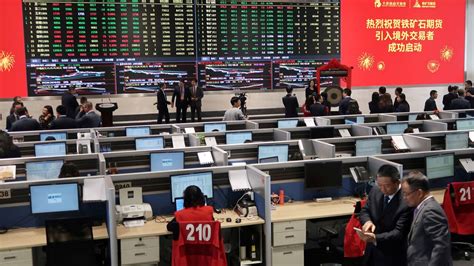 香港恒生指数10月25日开盘走高 2022年10月25日 俄罗斯卫星通讯社