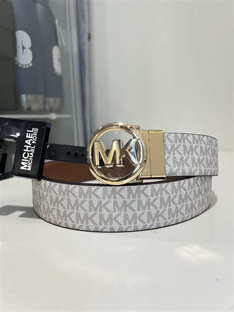 Michael Kors Twist Reversible Women Belt In Signature Vanilla