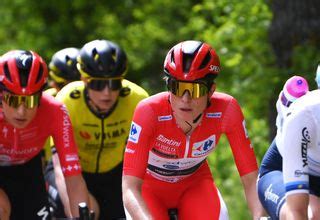 Demi Vollering Times Winning Peak To Perfection At La Vuelta Femenina