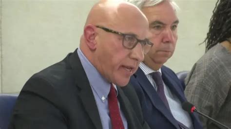 တိုက်ပွဲပြင်းထန်နေတဲ့ကယားမှာ စစ်ကောင်စီရဲ့ လက်နက်တိုက် မီးလောင် Bbc News မြန်မာ