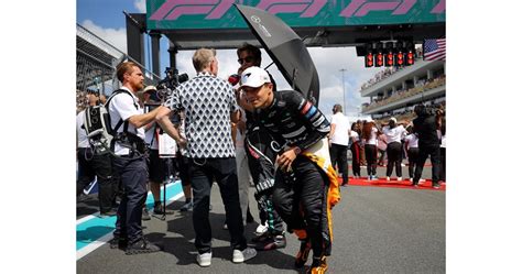 Ландо Норис удари Верстапен в Маями с бясно каране и малко късмет