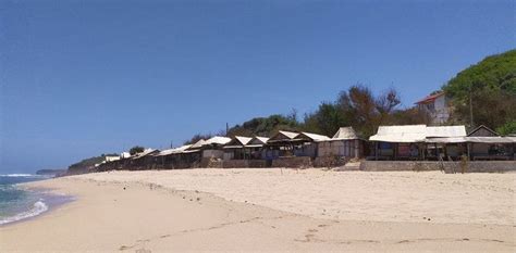 Dense Building In Sepanjang Beach Photo By Widura Download