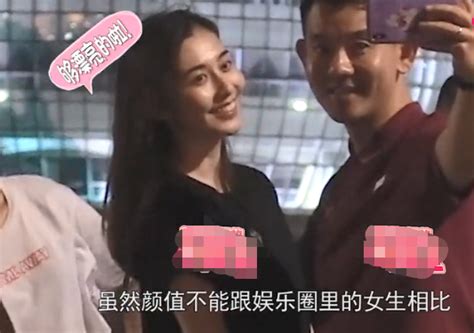 主持人李响妻子首曝光 夫妇俩外滩边合体秀恩爱