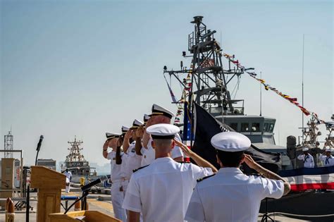 U S To Transfer Cyclone Class Patrol Ships To Philippine Navy Naval News