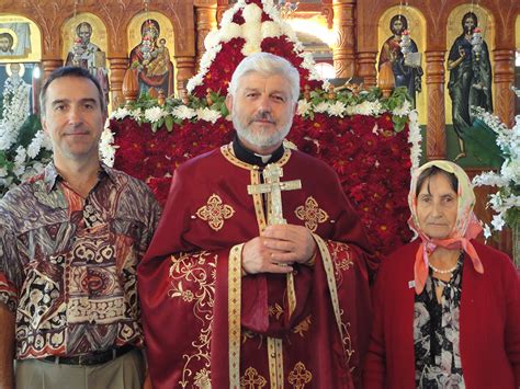 Вечерна богослужба и света Василиева литургија во храмот „Свети Никола“ во Перт Западна