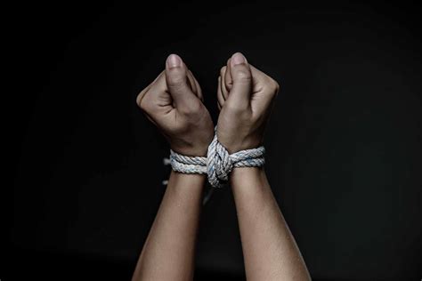 Human Trafficking And Modern Slavery E Learning Course Me Learning