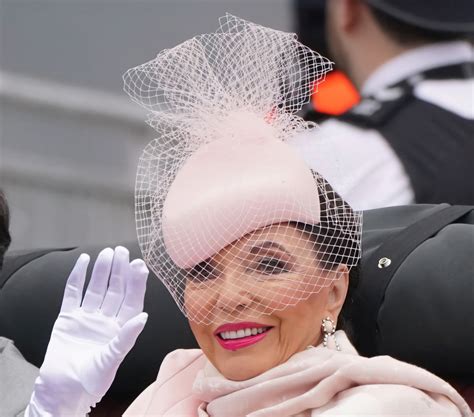 Joan Collins Collection