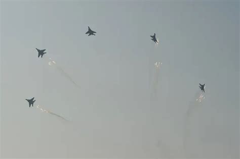 ၂၀၂၅ မတ် ၂၇ ရက် ဘီဘီစီသတင်းများတိုက်ရိုက်တင်ဆက်မှု တိုင်းရင်းသားလက်နက