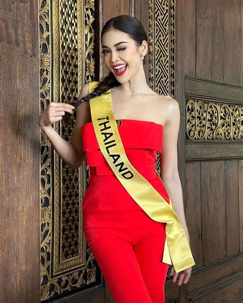 เปิดภาพ อิงฟ้า วราหะ เซตนี้ที่ยังไม่เคยลง ชุดแซ่บสะดุดตา จนต้องร้องอื้อหือ