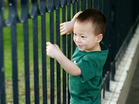孩子爱说这4句话，说明他性格胆怯懦弱，家长多重视财经头条