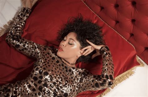 Ydalia Suarez Lancia “erotika” Ironia Desiderio E Ritmo In Un Nuovo