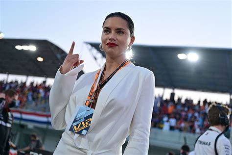 Adriana Lima Braless Sideboobs In Qatar 24 Photos The Fappening