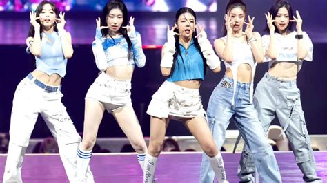 ITZY SNEAKERS KCON打歌舞台230319 玩转演唱会 音乐视频 搜狐视频
