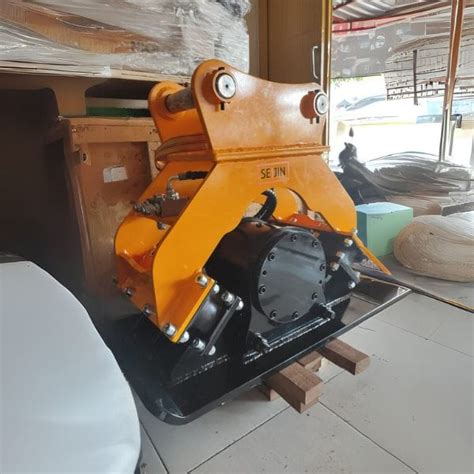 Hydraulic Compactor Tri Daya Persada Traktor Sell Heavy Equipment Spare Parts