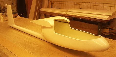 Das Modellflugzeug Ogar Szd 45 Von Modellbau Schulz