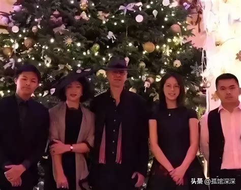 金星第一任妻子長相貌美如花，離婚時還懷着孕，如今過得怎樣了？ 資訊咖