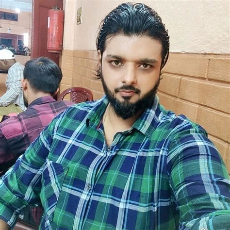 subhajit chakraborty on linkedin how to make people feel your presence and command attention