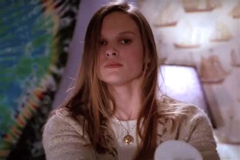 Hocus Pocus Director Addresses Theory That Allison Is A Witch